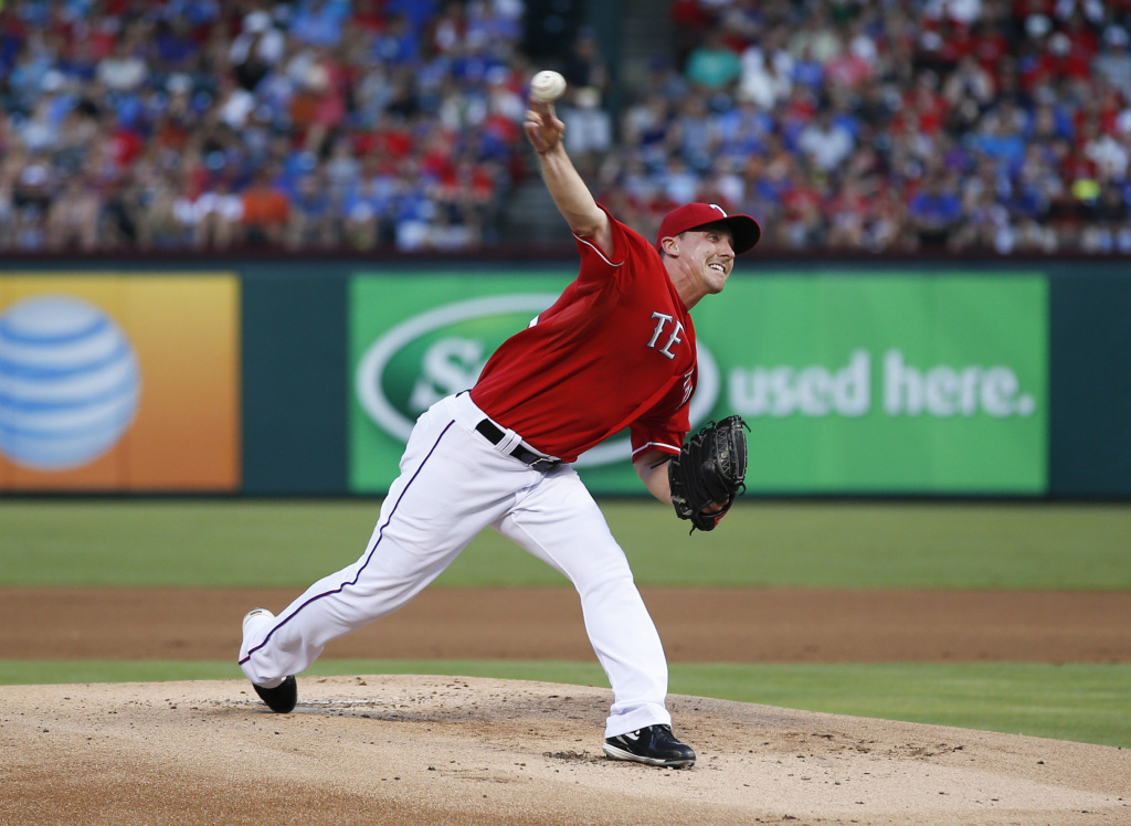 Rangers To Sign Ross Wolf - MLB Trade Rumors