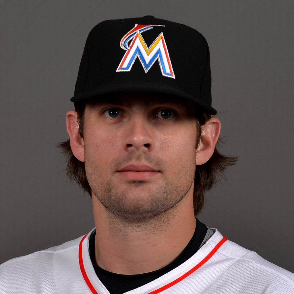 Cubs Sign Aaron Crow, Release Luis Cruz - MLB Trade Rumors