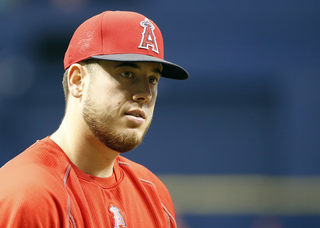 C.J. Cron To DL With Broken Hand - MLB Trade Rumors