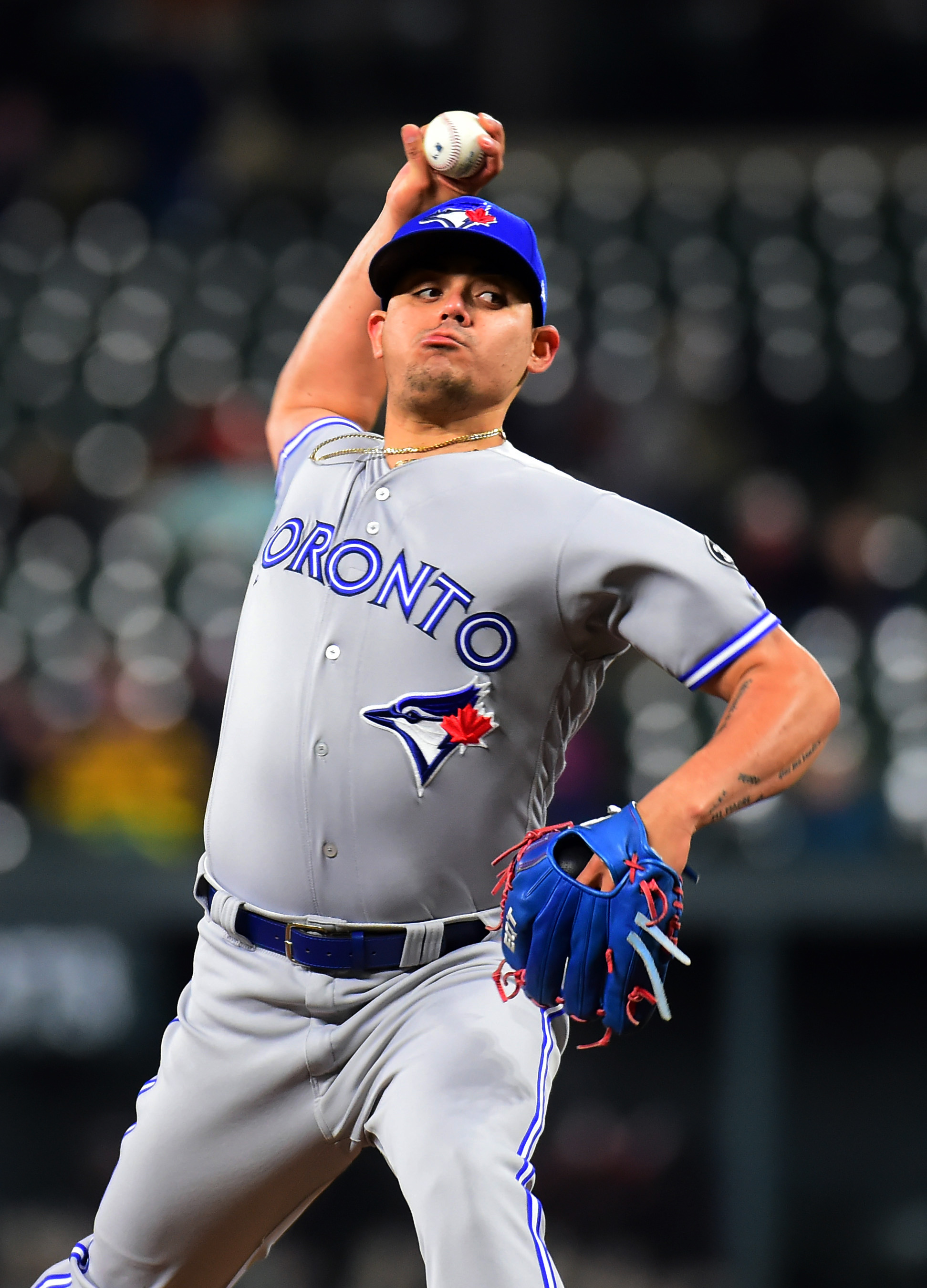Astros Acquire Roberto Osuna, Send Ken Giles To Blue Jays - MLB Trade ...