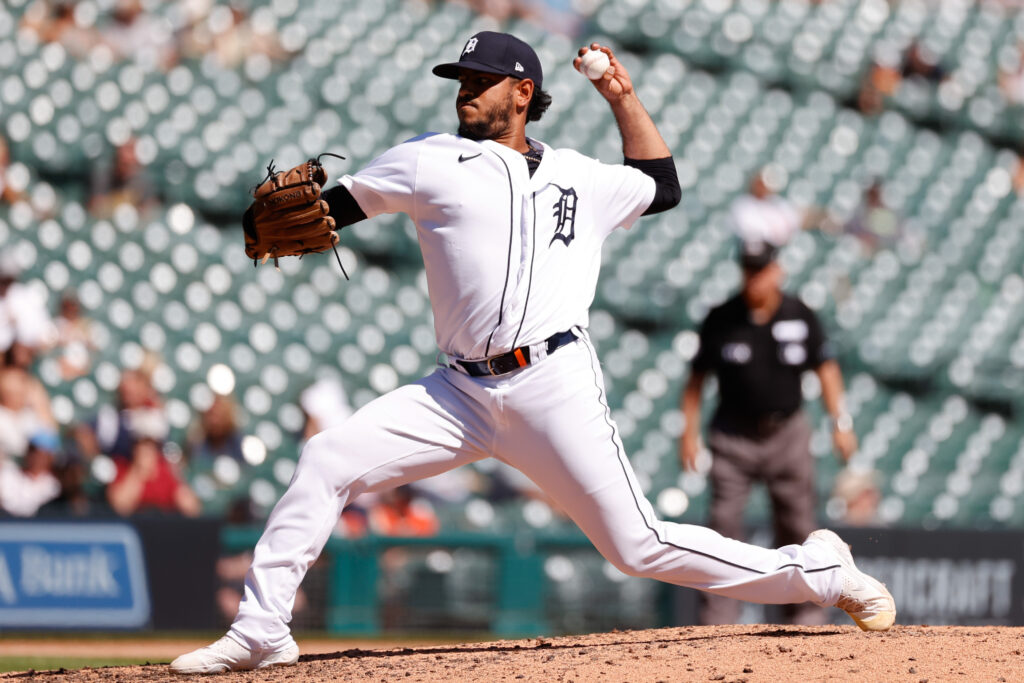 Tigers Re-Sign Miguel Del Pozo To Minor League Deal - MLB Trade Rumors