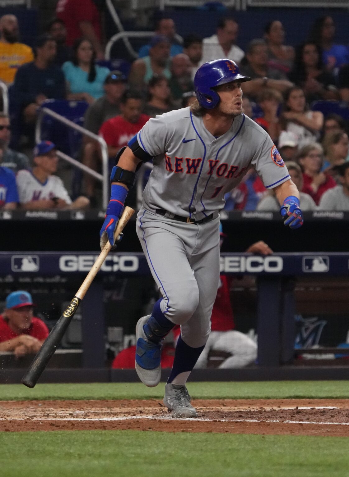 Athletics Acquire Jeff McNeil - MLB Trade Rumors