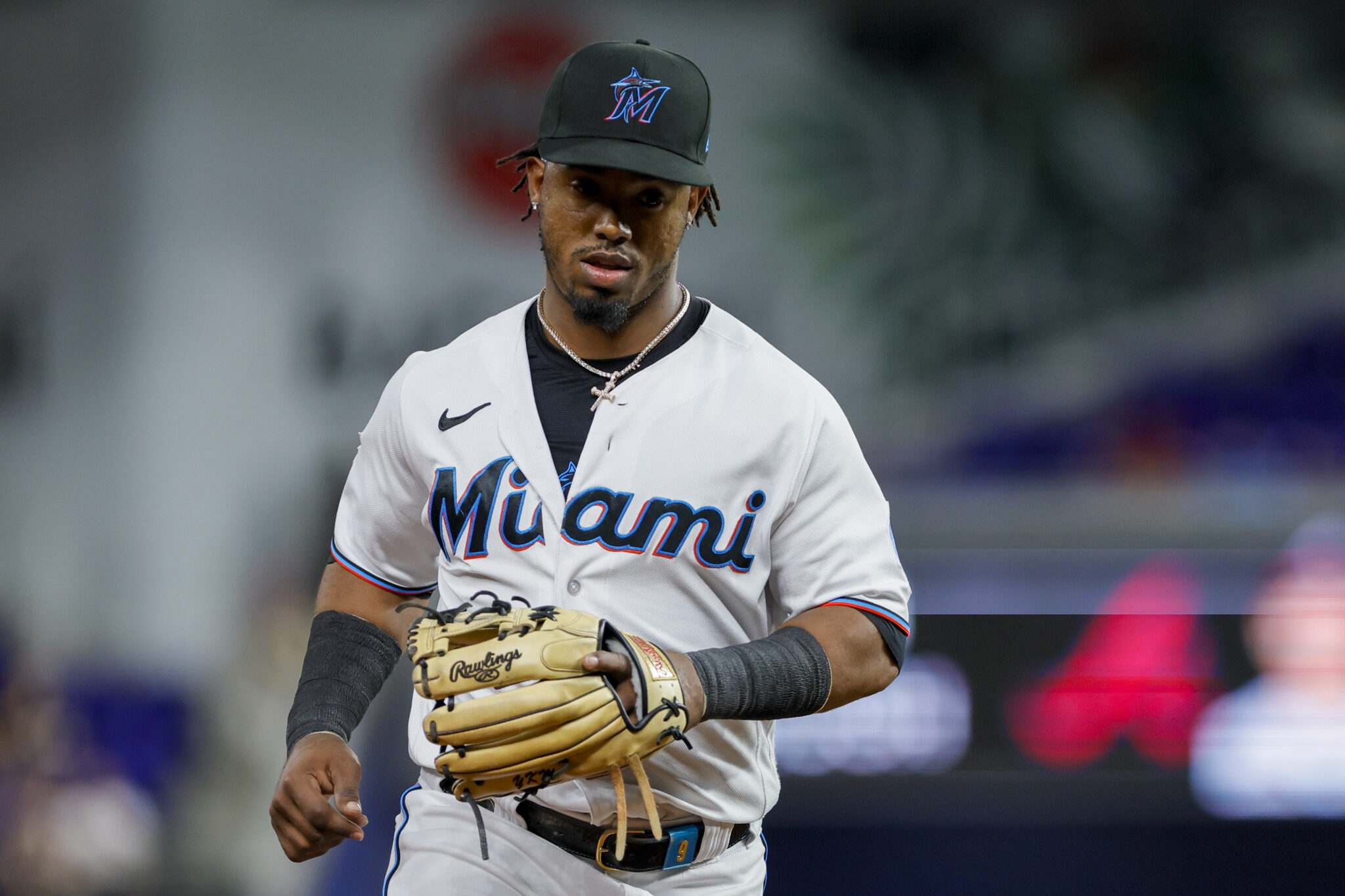 Marlins Acquire Josh Bell; Guardians Receive Kahlil Watson, Will ...
