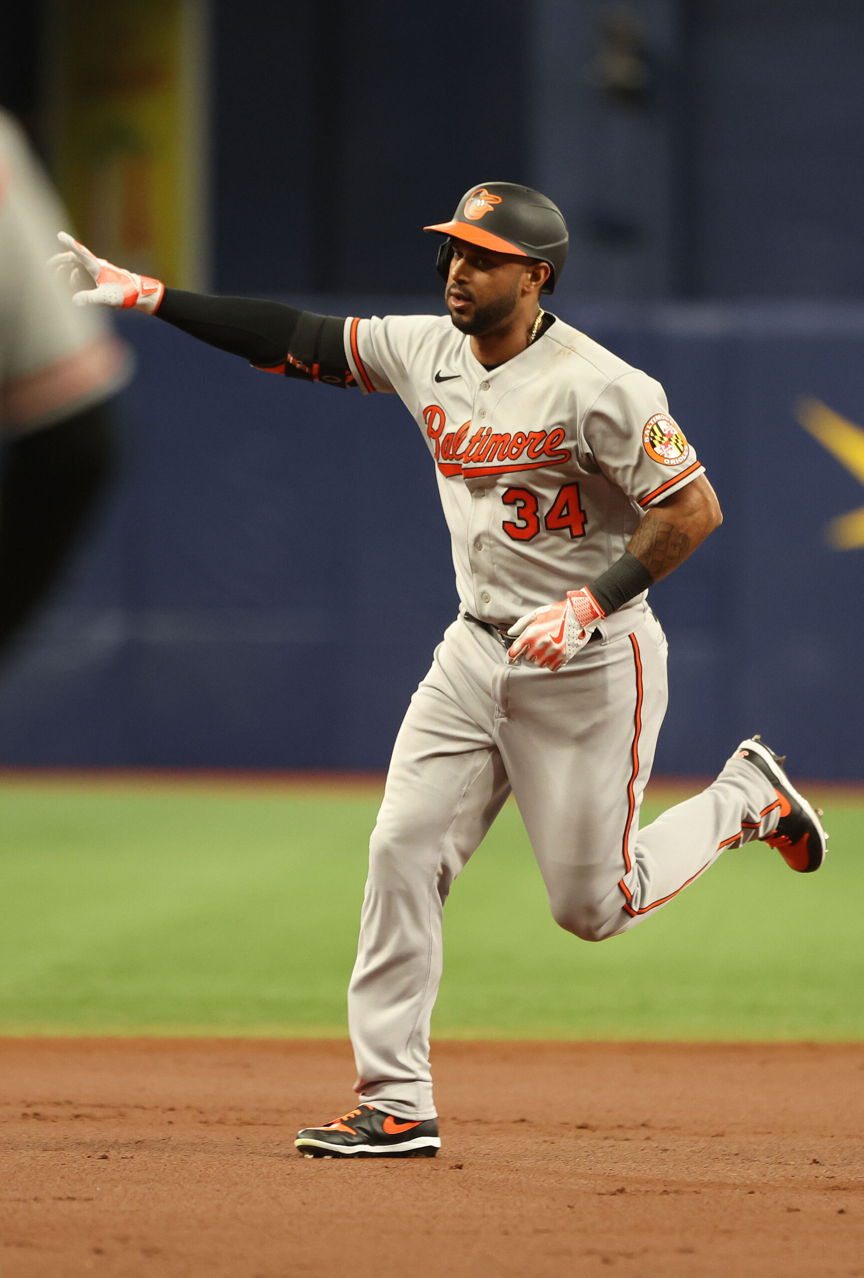 Angels Sign Aaron Hicks To One-Year Deal - MLB Trade Rumors