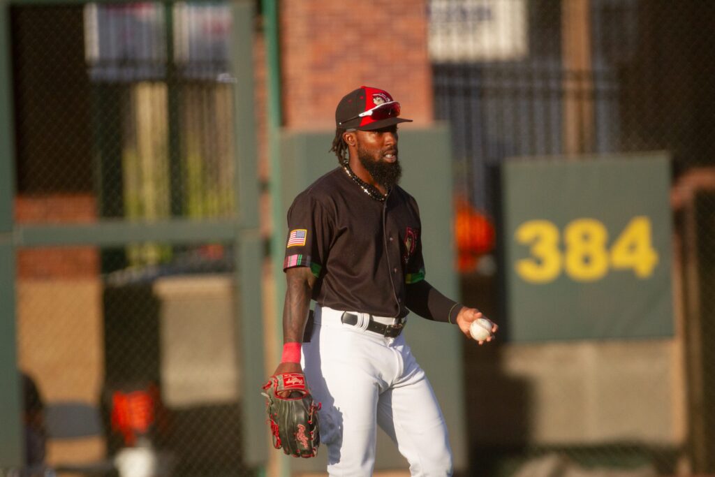 Orioles Sign Daniel Johnson To Minor League Contract - MLB Trade Rumors