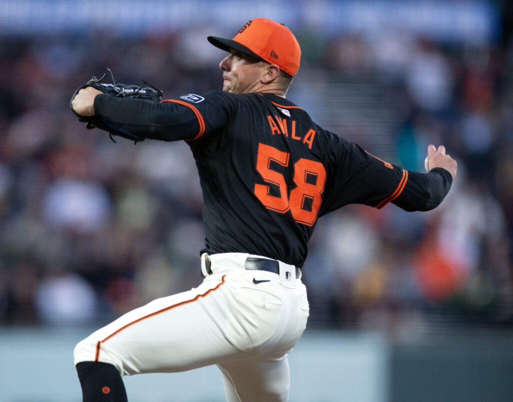 Giants Select Nick Avila, Designate Otto López - MLB Trade Rumors