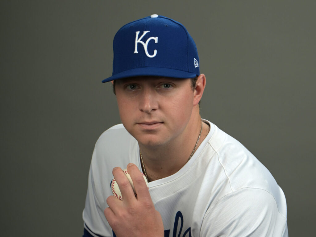 Royals Re-Sign Austin Cox To Minor League Deal - MLB Trade Rumors