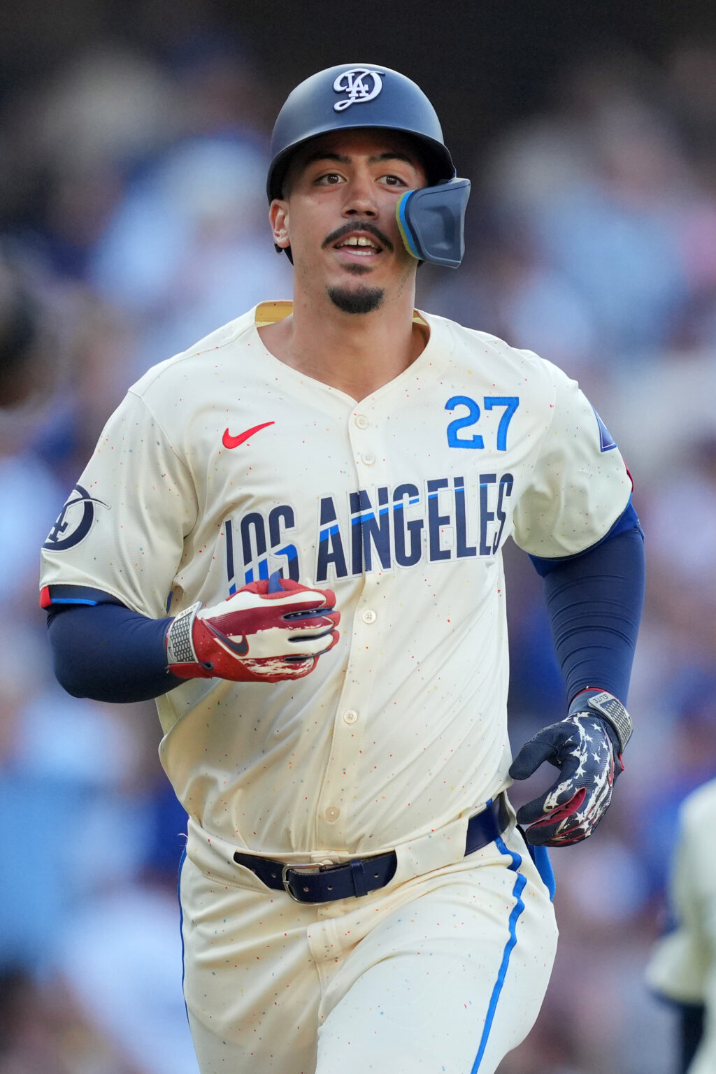 Cardinals, White Sox, Dodgers Complete 7-Player Trade - MLB Trade Rumors