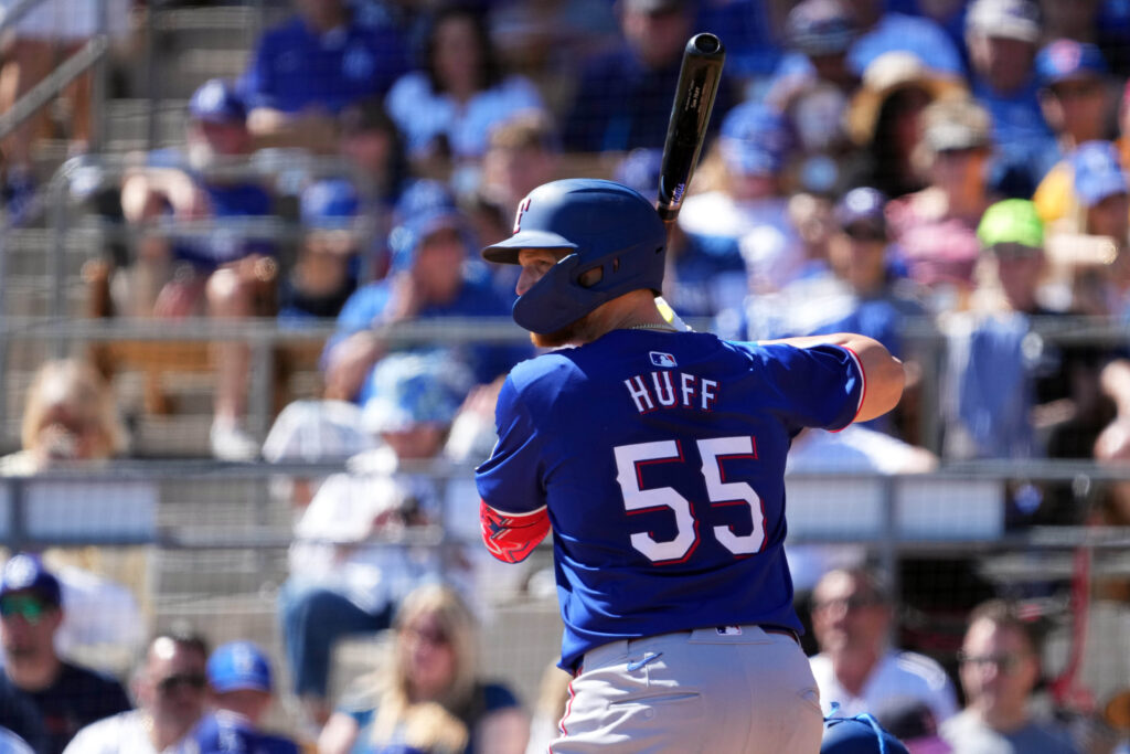 Giants Claim Sam Huff, Designate Austin Warren - MLB Trade Rumors