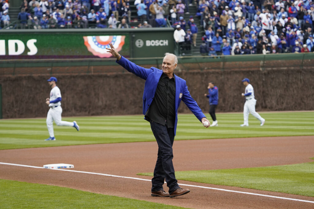 Ryne Sandberg Passes Away - MLB Trade Rumors