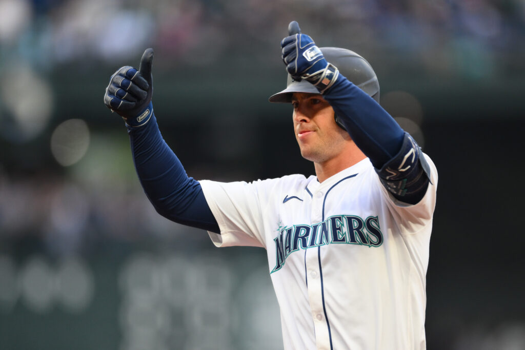 Rangers, Dylan Moore Agree To Minor League Deal - MLB Trade Rumors